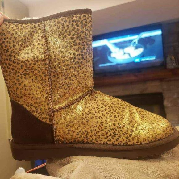 UGG | Shoes | Brand New Gold Leopard Brown Trim Ugg Boots Size 9 Animal ...